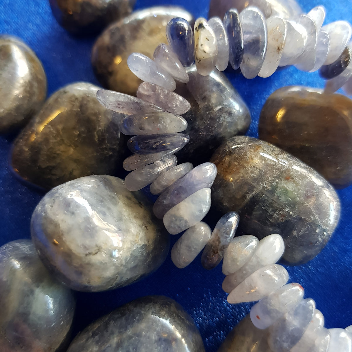 Iolite – Inspire Me Online