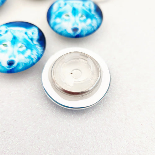Wolf Snap Button – Inspire Me Online
