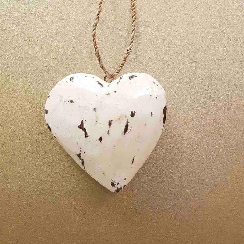 Hanging Whitewash Heart (approx. 10x10cm) – Inspire Me Online